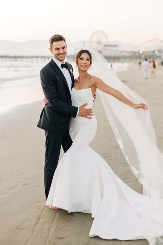 Los Angeles Area Weddings | Shutters on the Beach | Lily & Aaron