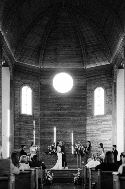New Orleans Area Weddings | Livaudais Hall | Alyssa & Han