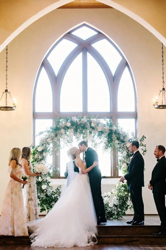 Austin Area Weddings | Hidden River Ranch | Meghan & Russell